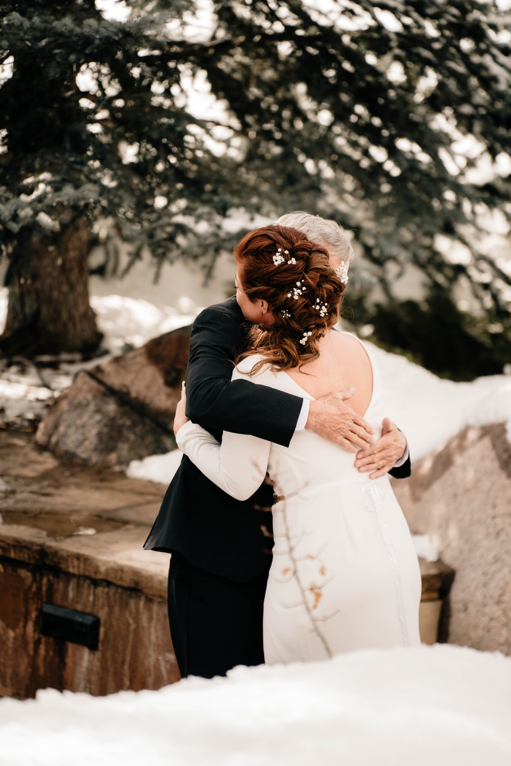 Kate & Jeffrey – Donovan Pavilion, Vail, Colorado | kellymillerstudios.com